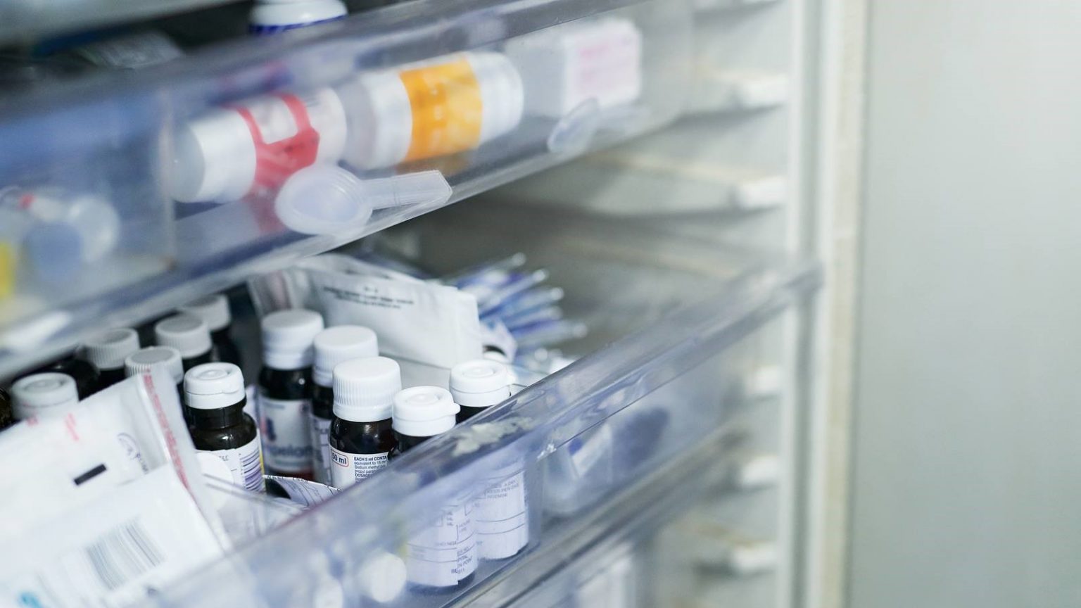 Choosing Pharmaceutical Products for Clinics and Hospitals | Mayflax